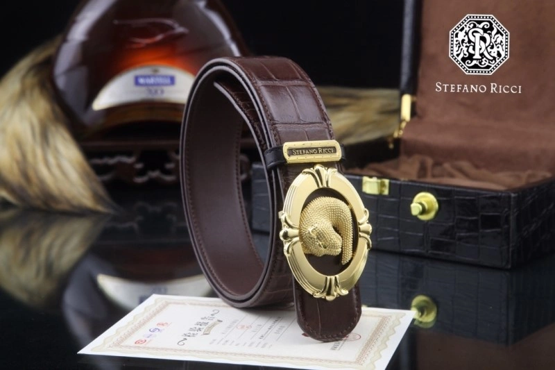 Accurate model Stefano Ricci Belts