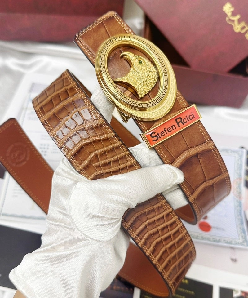 Accurate model Stefano Ricci Belts