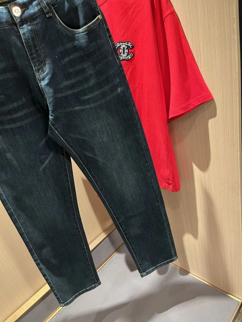 Accurate model Stefano Ricci Jeans