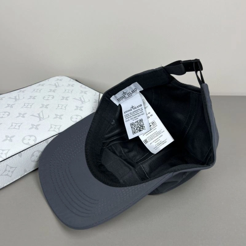 Bargain Stone Island Caps