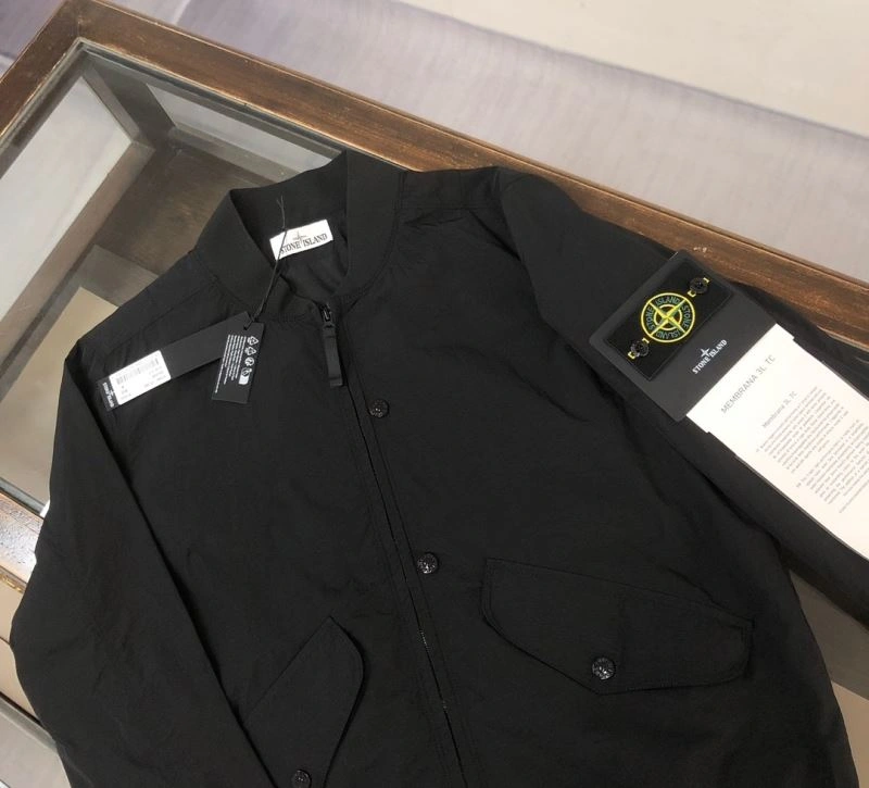 Top match Stone Island Outwear