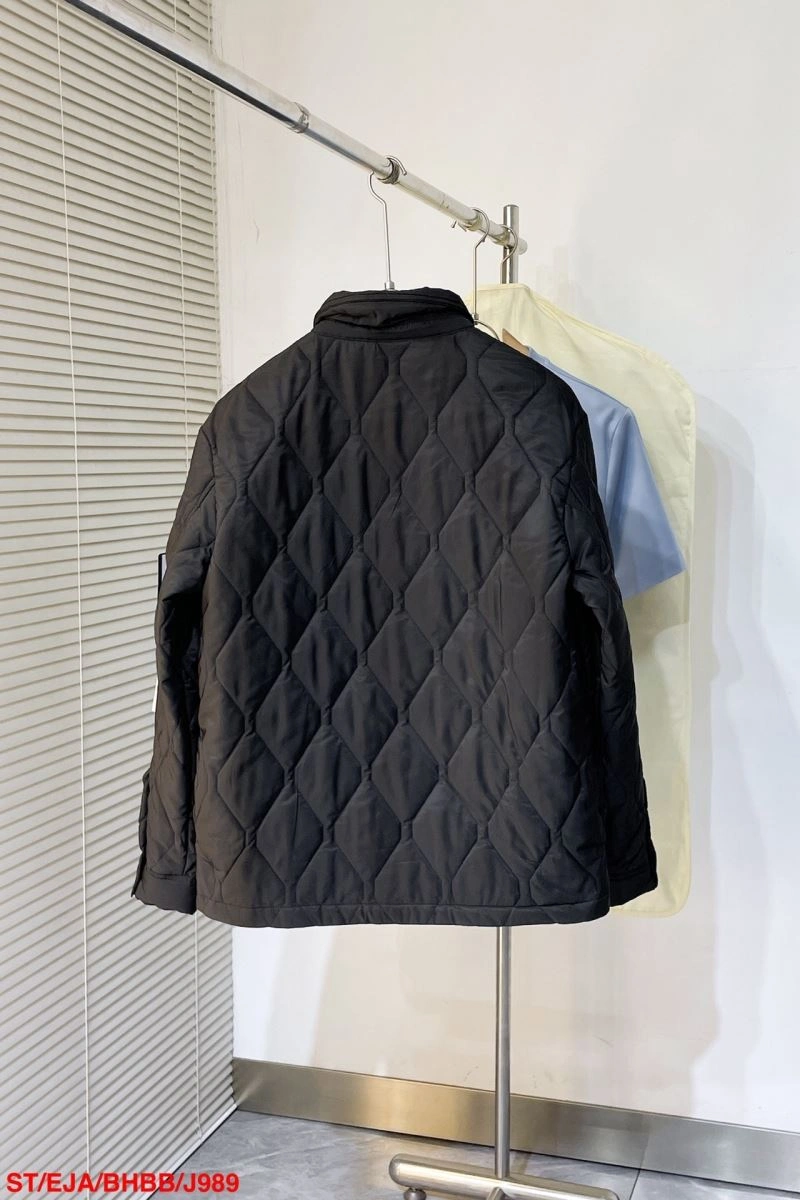 Legit Stone Island Outwear