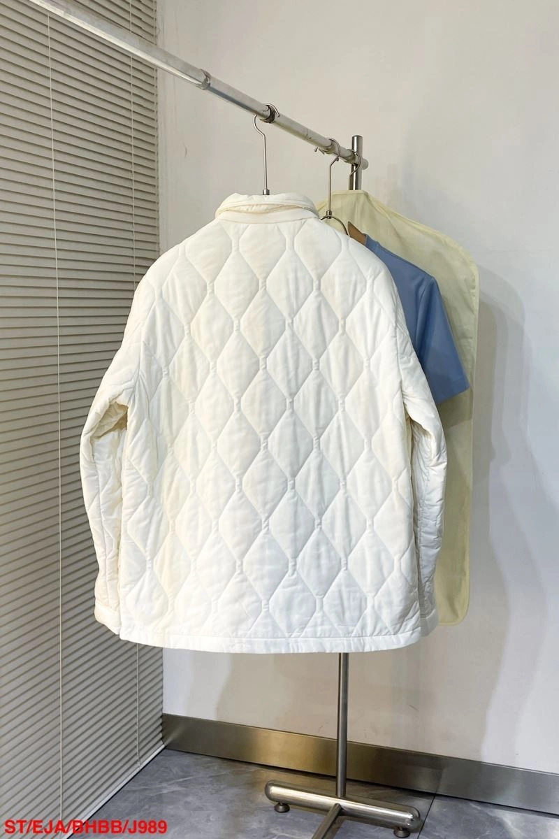 Bargain Stone Island Outwear