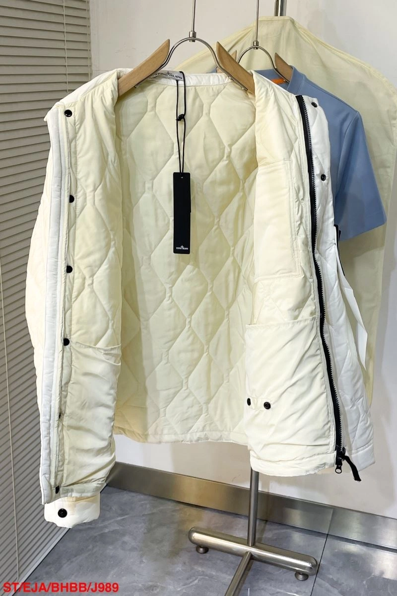 Bargain Stone Island Outwear
