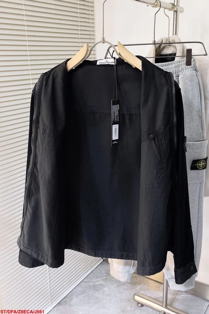 Bargain Stone Island Outwear