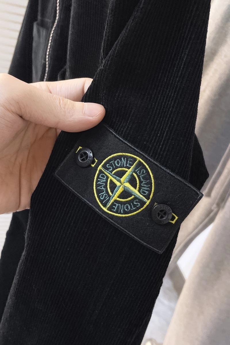 Bargain Stone Island Outwear