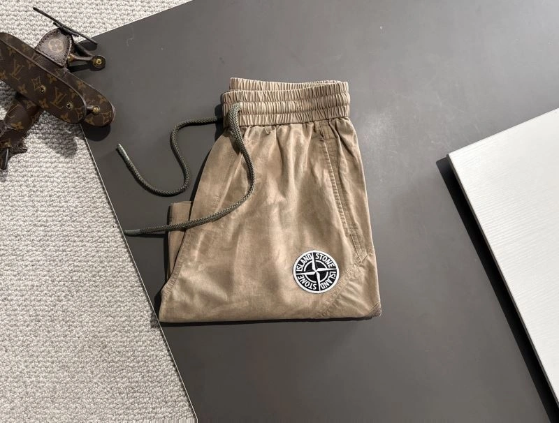 Factory-made Stone Island Short Pants