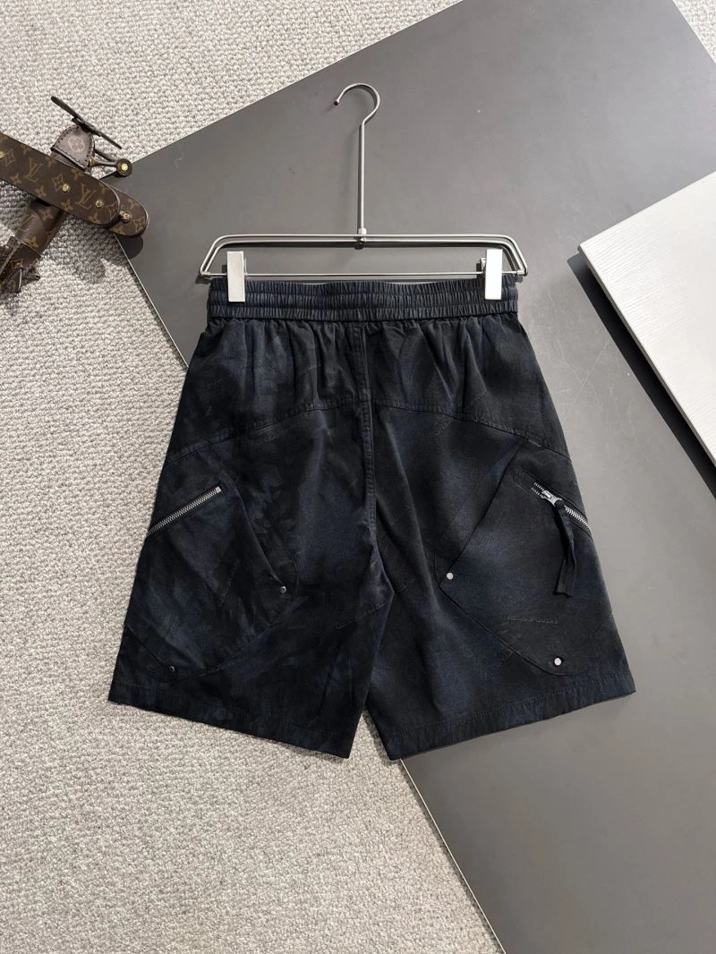 Brand-authenticated Stone Island Short Pants