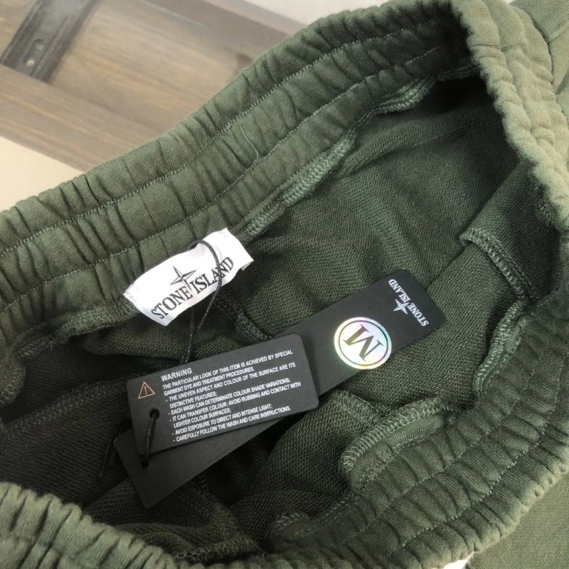 Factory-made Stone Island Short Pants