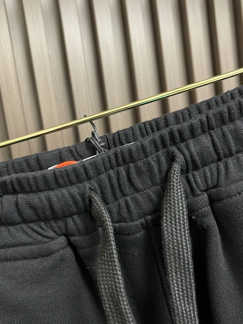 Factory-made Stone Island Short Pants