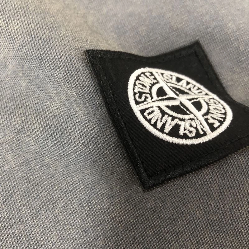 Accurate model Stone Island T-Shirts