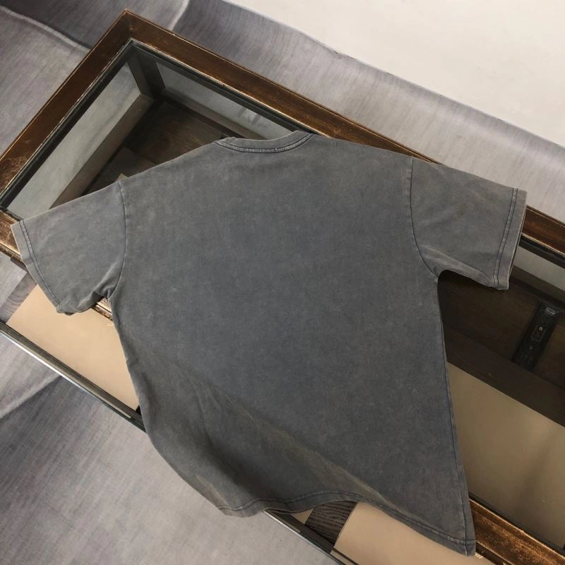 Accurate model Stone Island T-Shirts