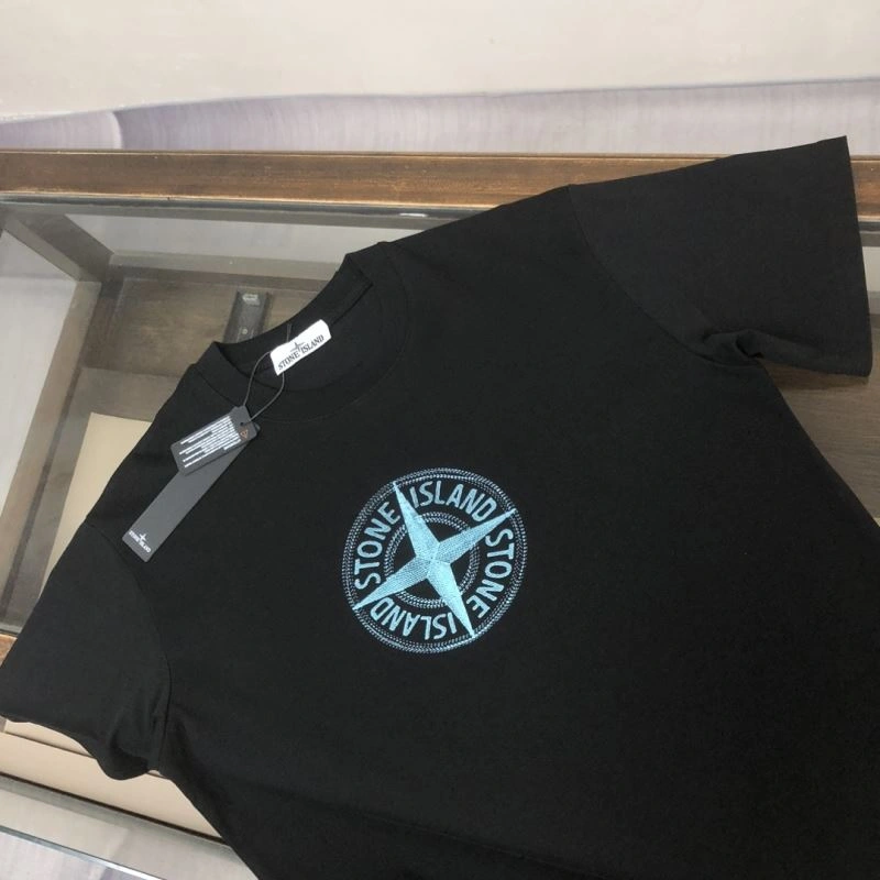 Accurate model Stone Island T-Shirts