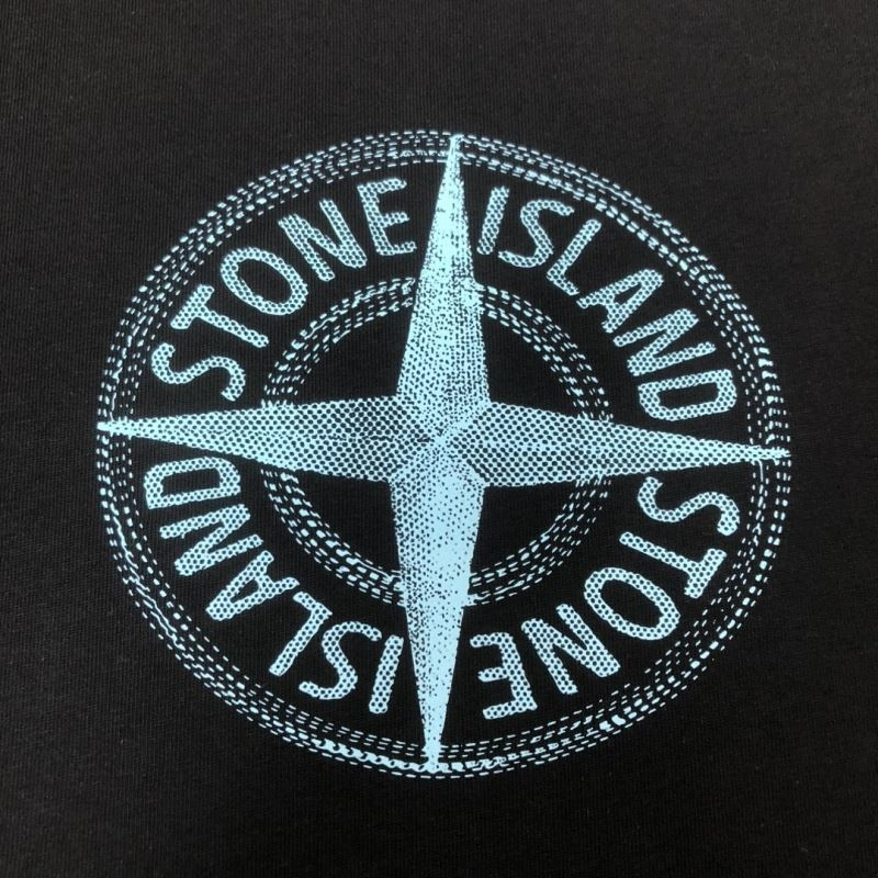 Accurate model Stone Island T-Shirts