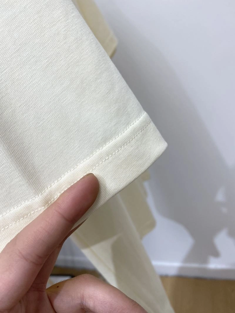 Accurate model Stone Island T-Shirts