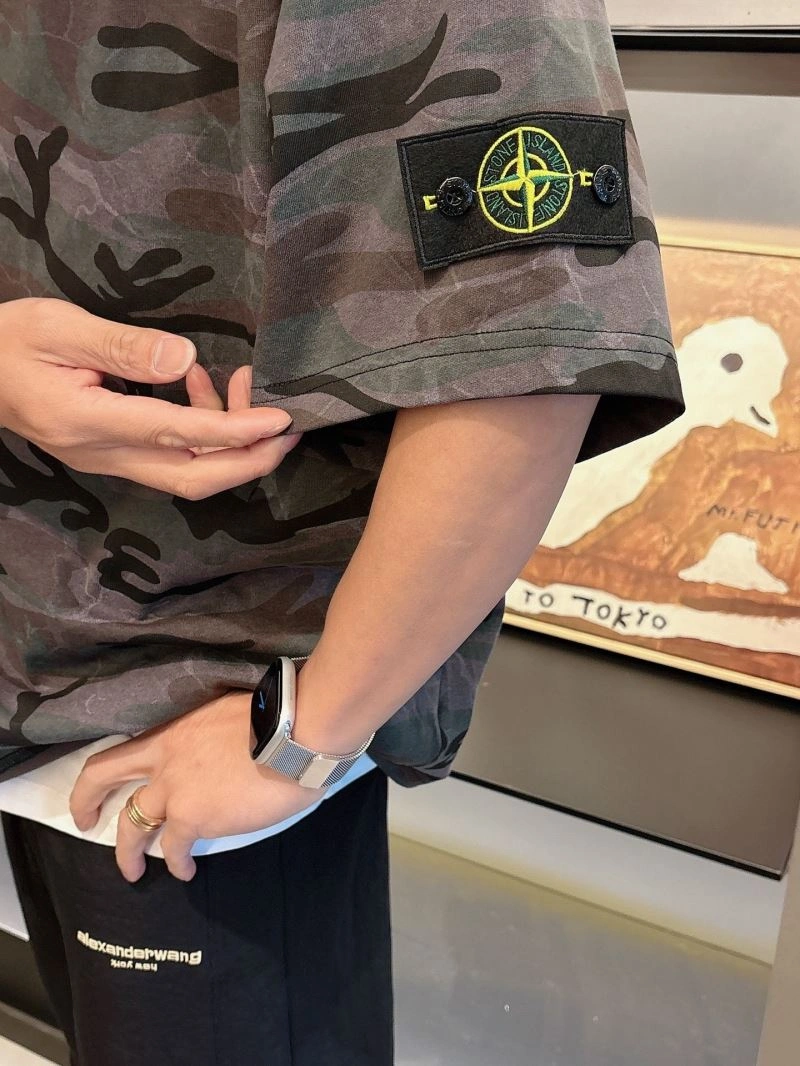 Indistinguishable Stone Island T-Shirts