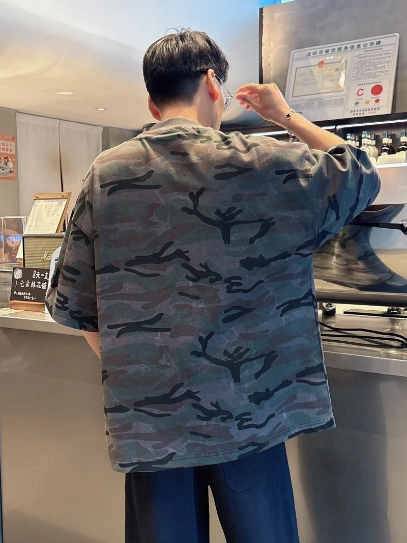 Indistinguishable Stone Island T-Shirts