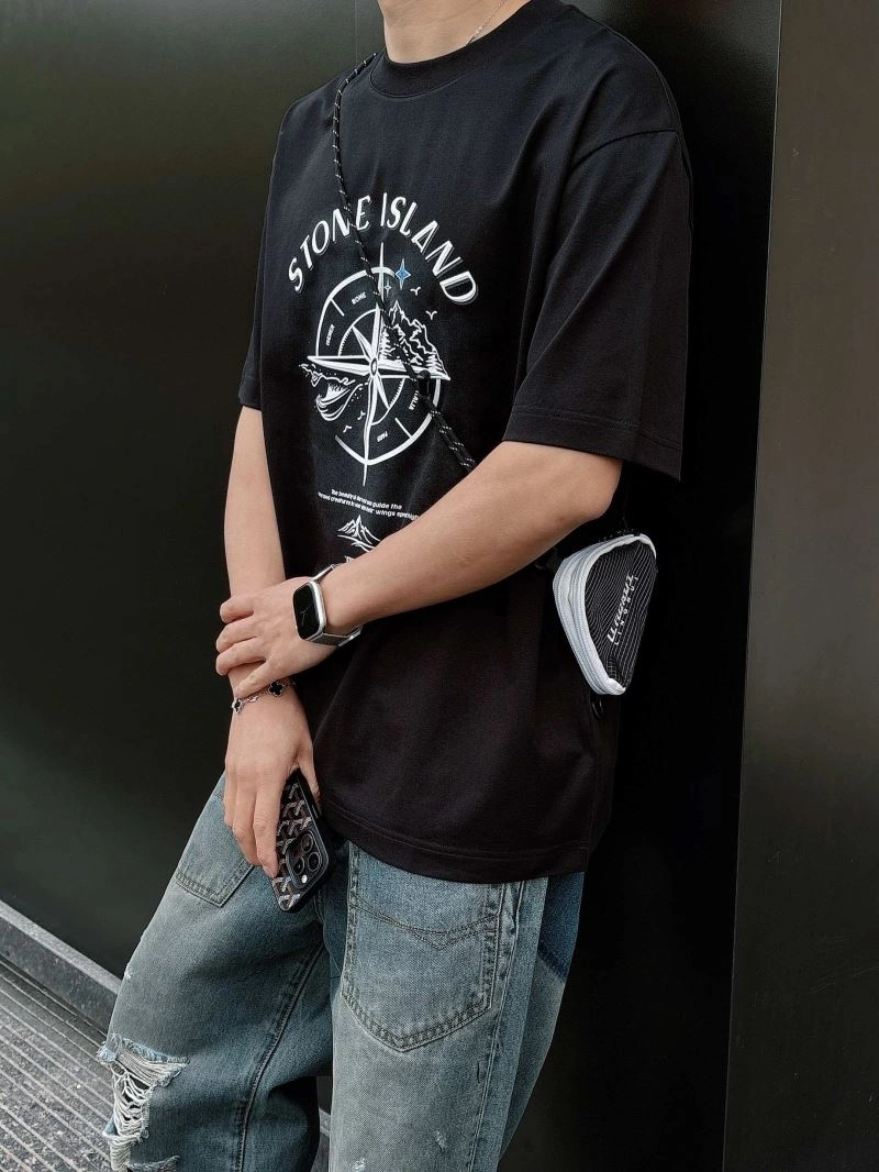 Accurate model Stone Island T-Shirts