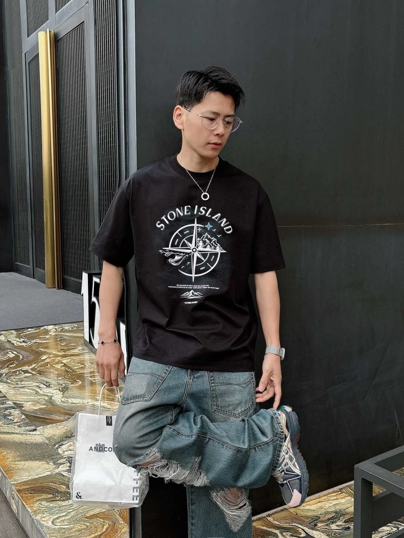 Accurate model Stone Island T-Shirts