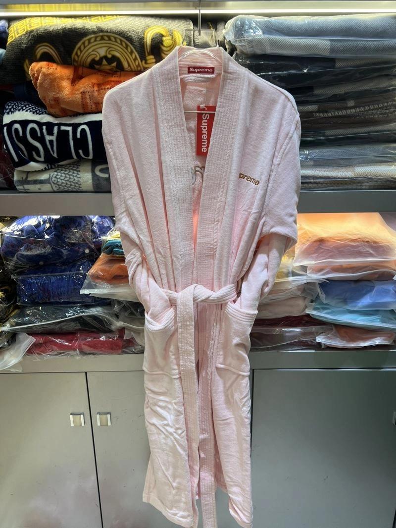 Supreme Bathrobe