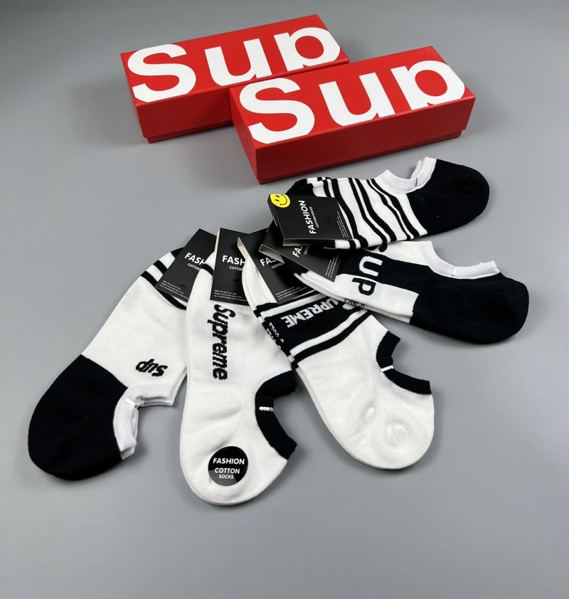 Cut-rate Supreme Socks