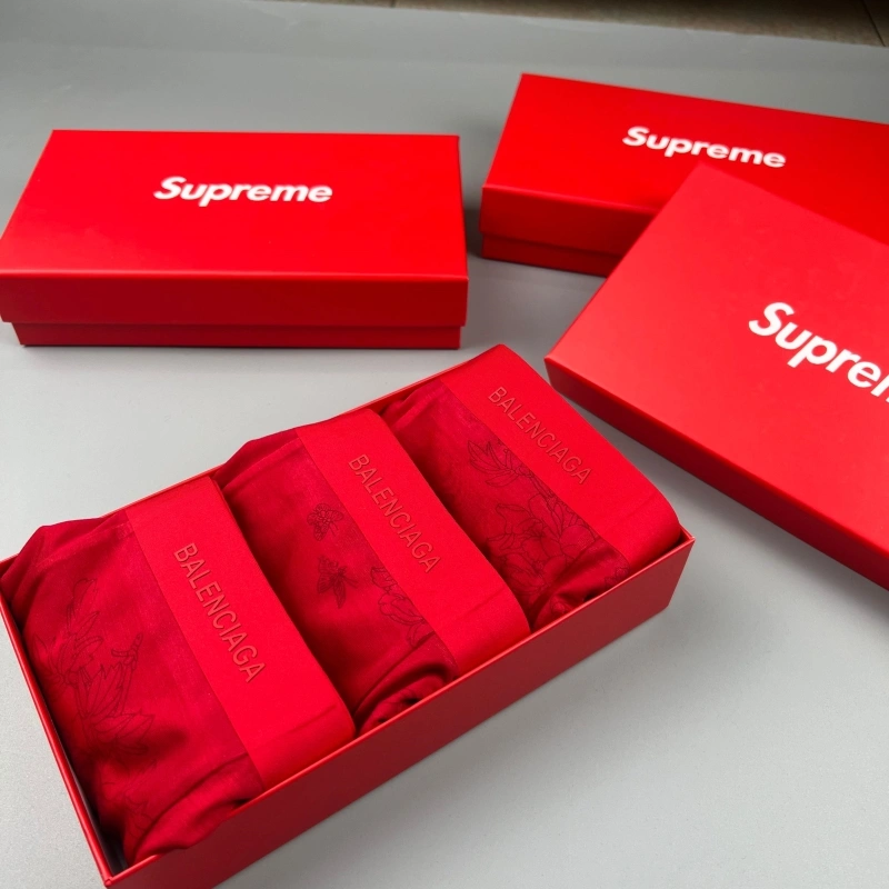 Brand-authenticated Supreme Underwear