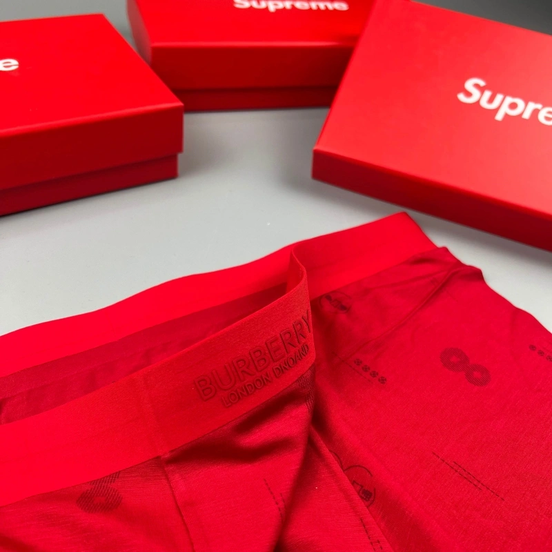 Brand-authenticated Supreme Underwear
