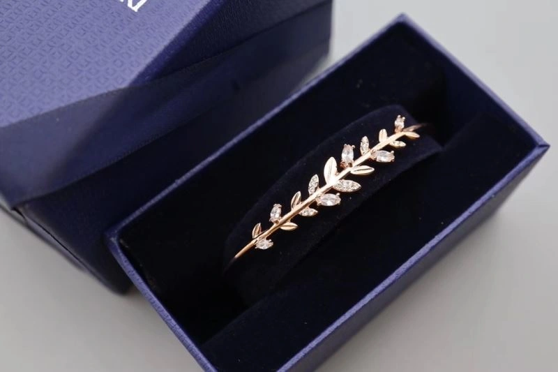 Inexpensive Swarovski Bracelets