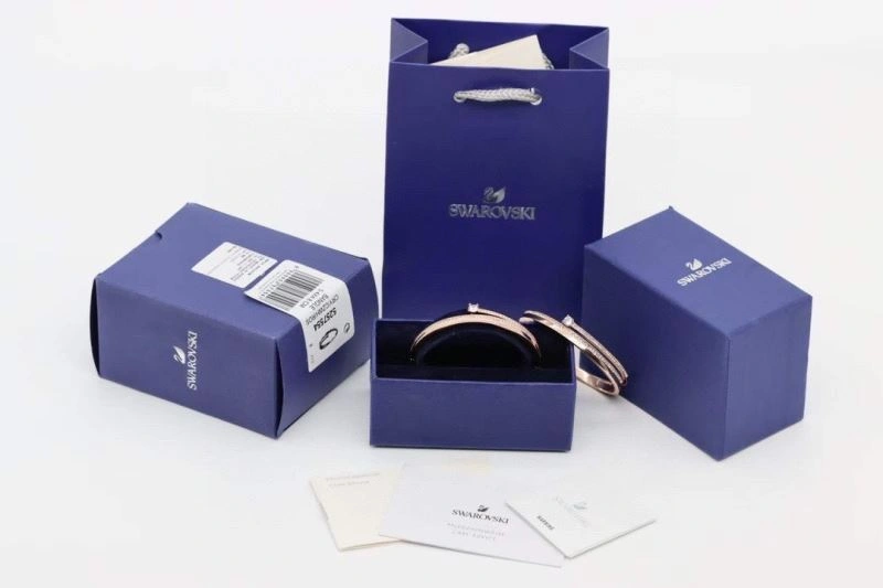 Low-cost Swarovski Bracelets