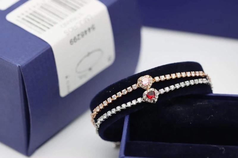 Cut-rate Swarovski Bracelets