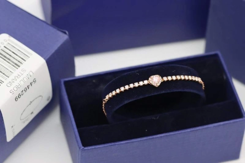 Cut-rate Swarovski Bracelets