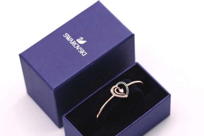Cut-rate Swarovski Bracelets