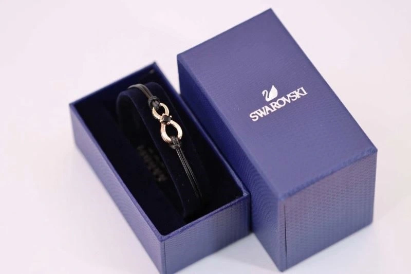 Indistinguishable Swarovski Bracelets