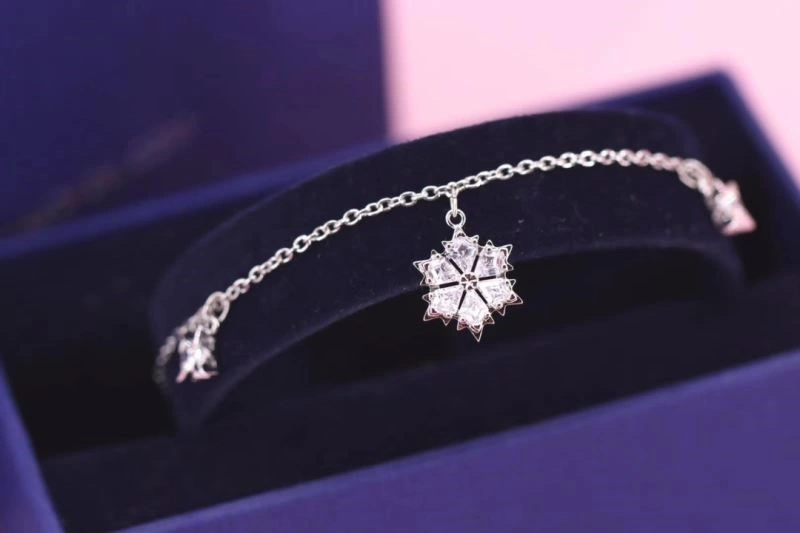 Precise copy Swarovski Bracelets