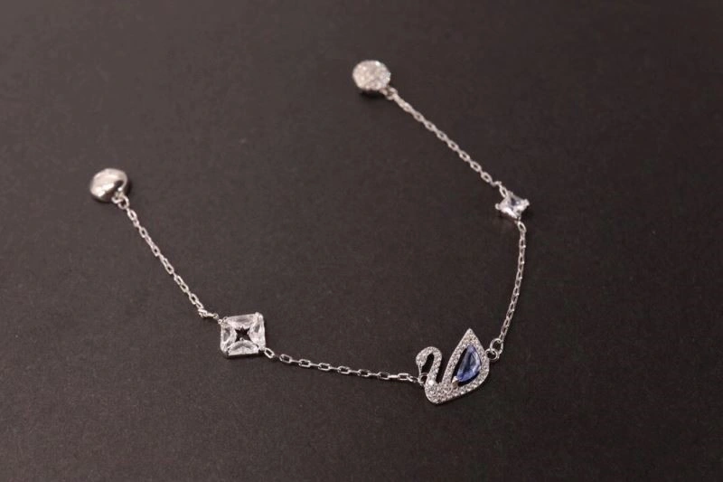 Cut-rate Swarovski Bracelets