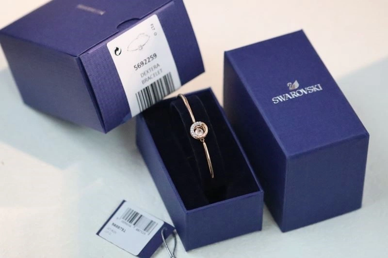 Cut-rate Swarovski Bracelets