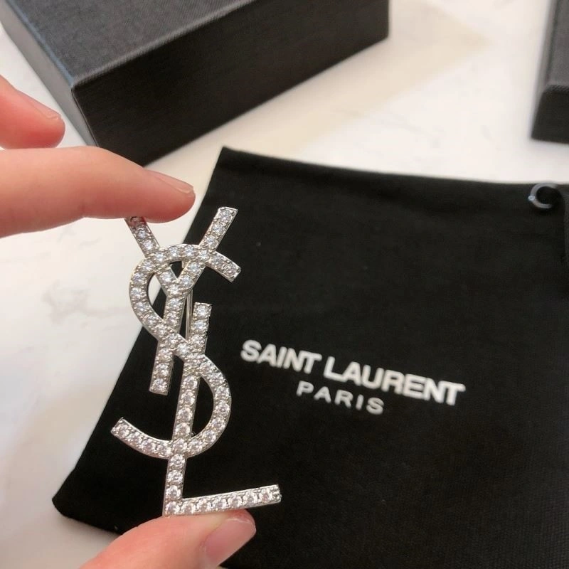 Official Swarovski Brooches