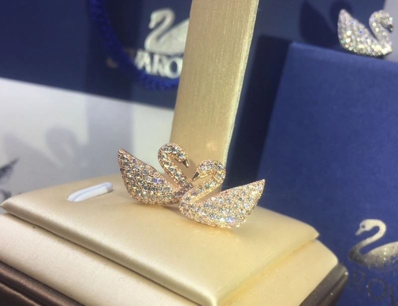 High accuracy Swarovski Earrings