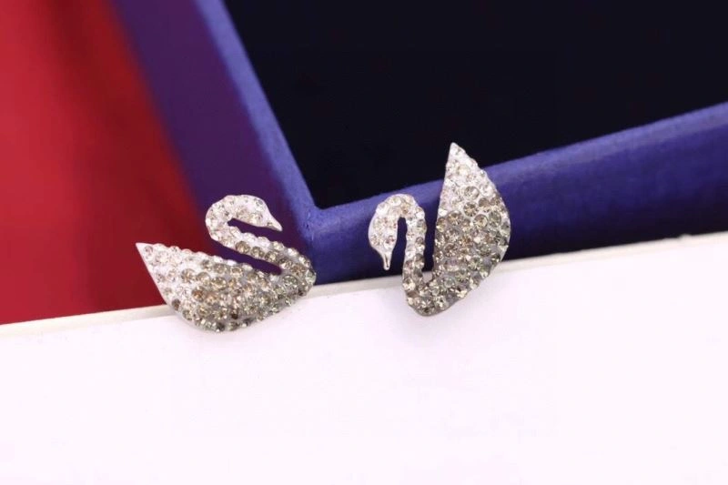Accurate model Swarovski Earrings