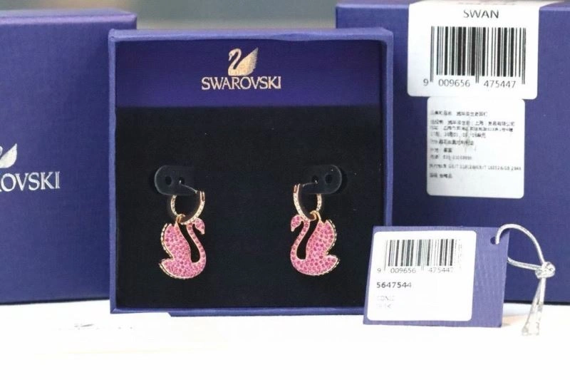Low-cost Swarovski Earrings