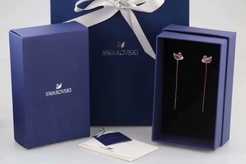 Low-cost Swarovski Earrings