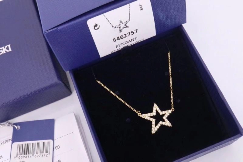 Accurate model Swarovski Necklaces