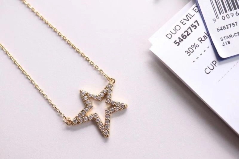 Accurate model Swarovski Necklaces