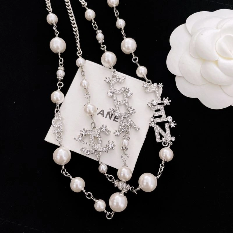 Economical Swarovski Necklaces