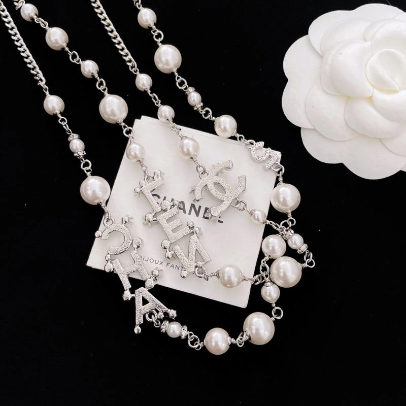 Economical Swarovski Necklaces