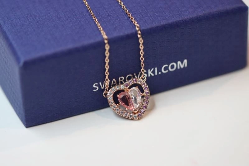 1:1 copy Swarovski Necklaces