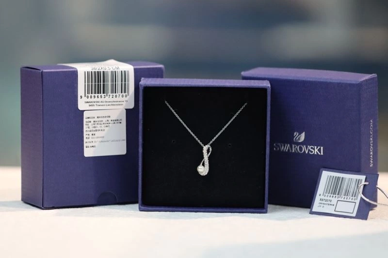 Bargain Swarovski Necklaces