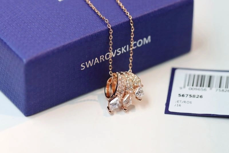 Cut-rate Swarovski Necklaces