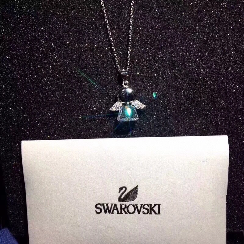 Economical Swarovski Necklaces