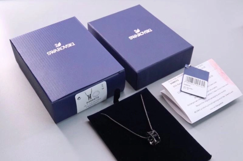 Cut-rate Swarovski Necklaces